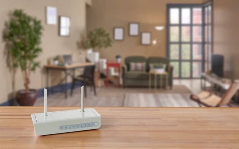 Router IP Address vs Default Gateway: What's the Difference? - TechColleague