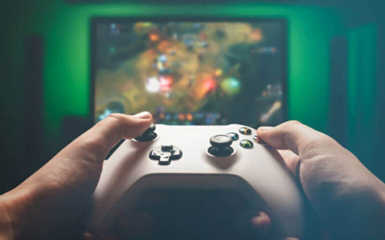 Frame Rate (FPS) vs Refresh Rate (Hz): What's the Difference ...