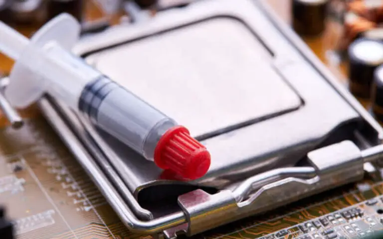 How To Clean Thermal Paste Off CPU - TechColleague