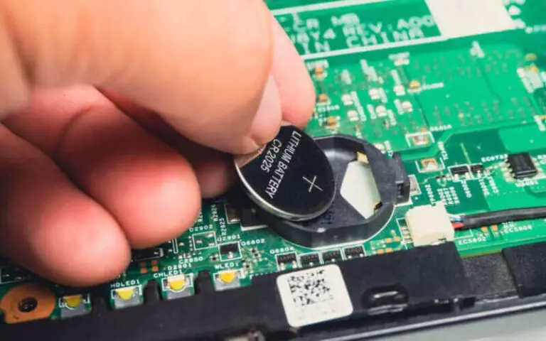 CMOS vs BIOS: What's the Difference? - TechColleague